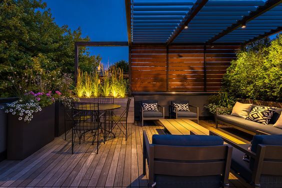 Application of Multiwall Polycarbonate in Roof Decking